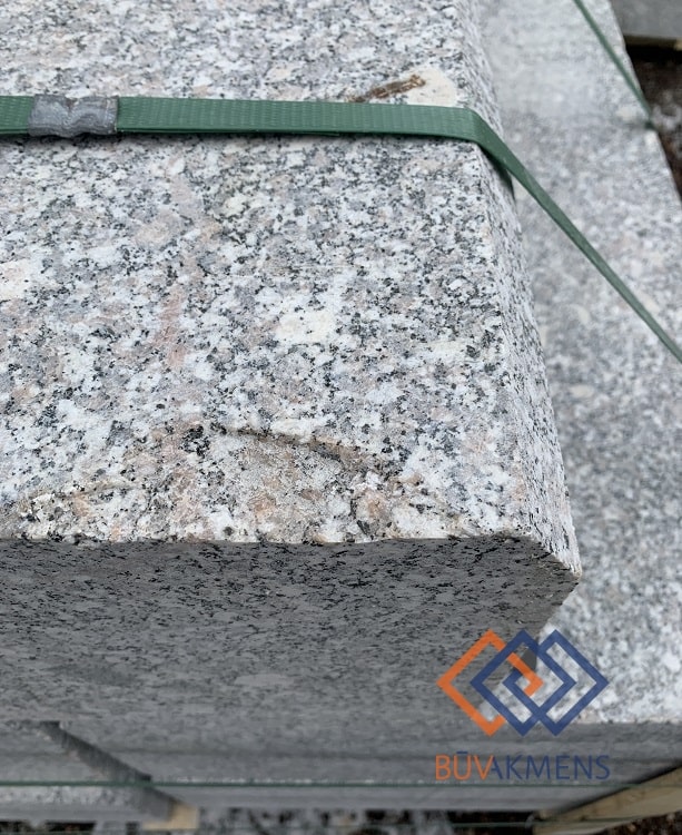 Tramvaja granīta apmale 1000x400x200 mm - Būvakmens